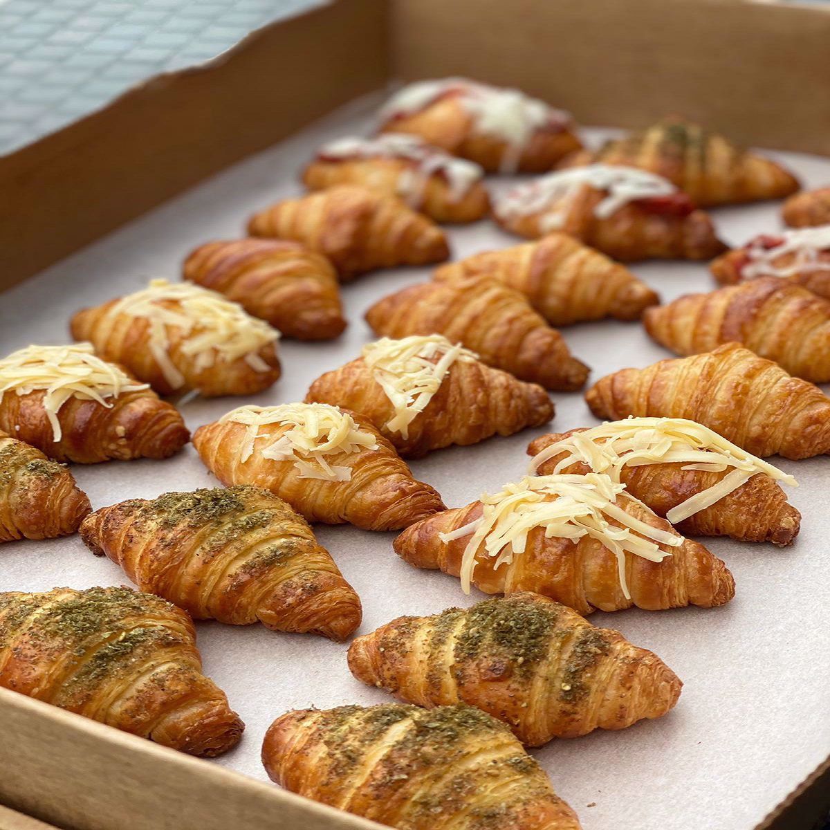 MrBun | Bake Delights Online | Super Mini croissant